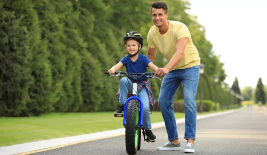 ¡A pedalear! Tips para que tus niños aprendan a andar en bici